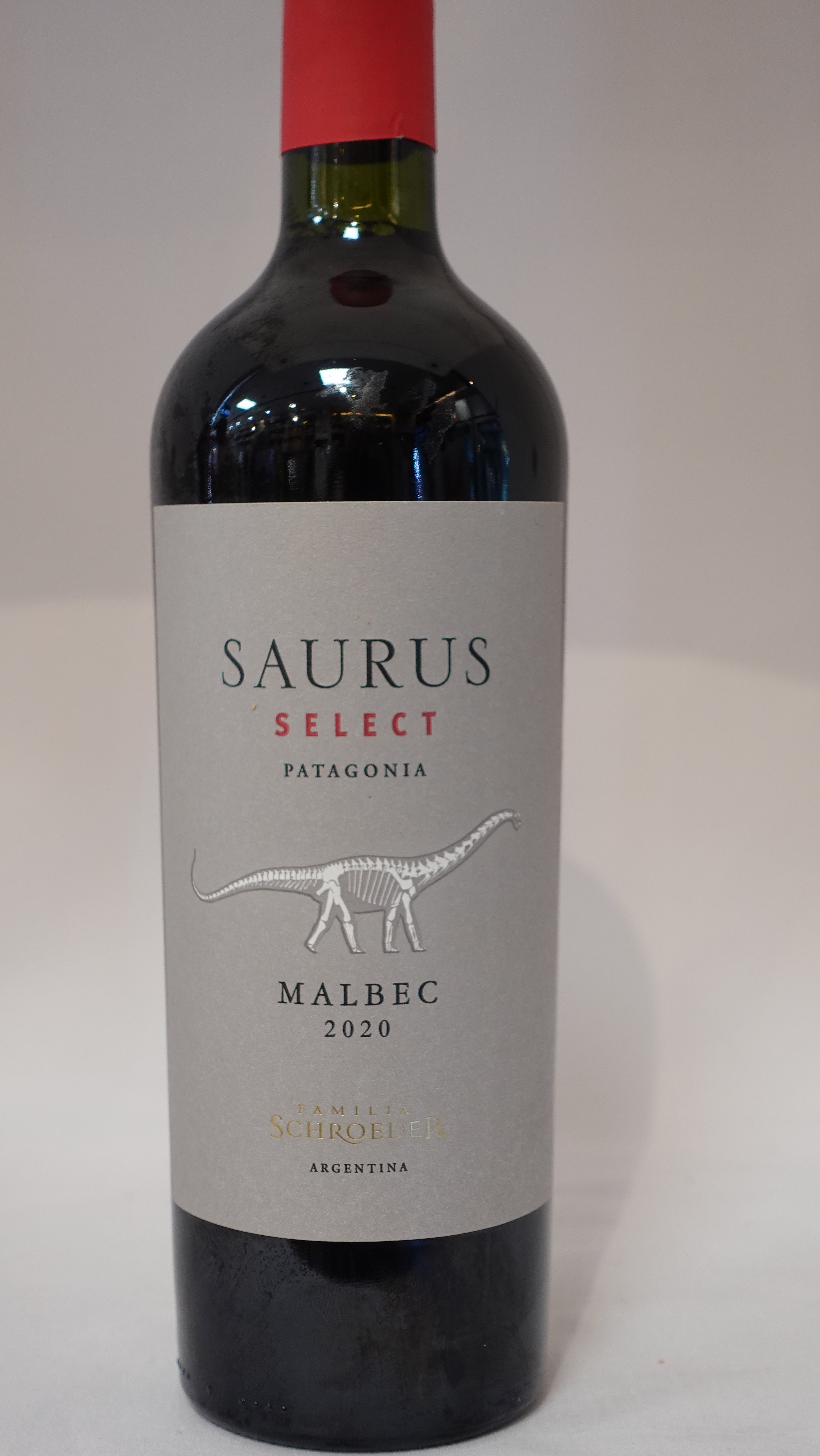 Saurus Select Patagonia Malbec 2020 – Pastelería América