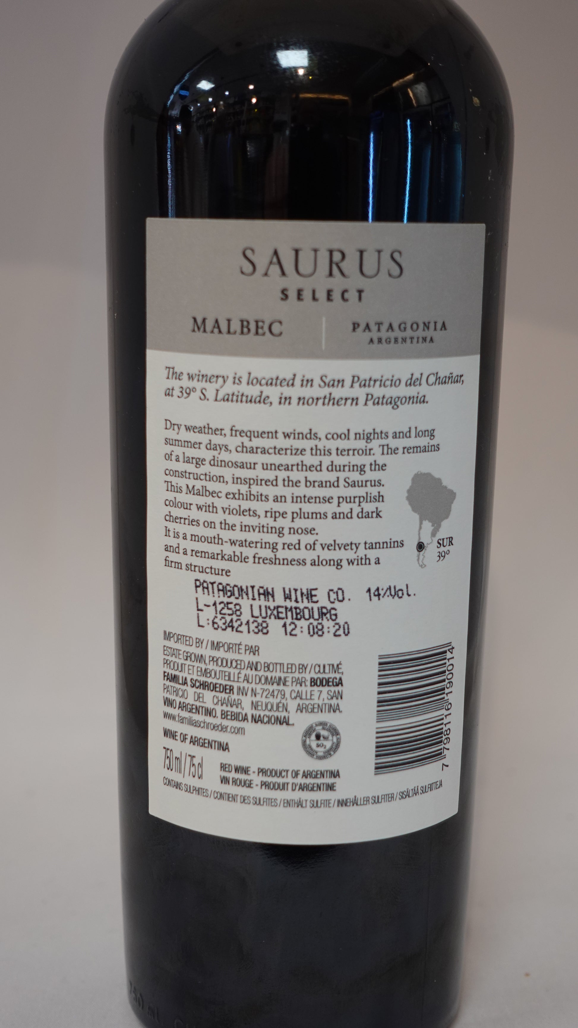 Saurus Select Patagonia Malbec 2020 – Pastelería América